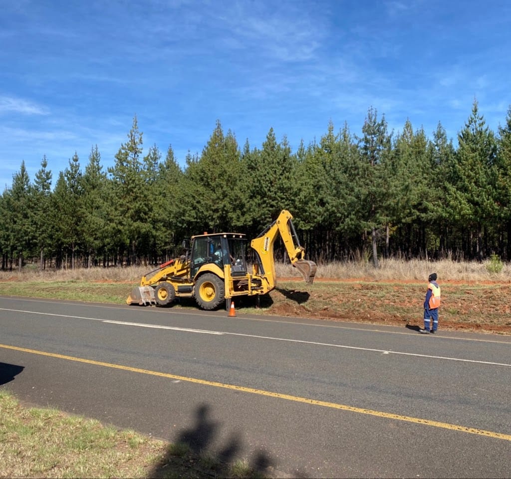 Jaundre’s Plant Hire - TLB and Plant Machinery